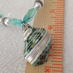 Jewelry | Vintage Clear Green Acrylic With Green Shell Neckl | Poshmark